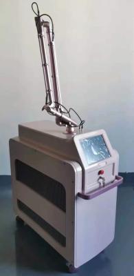 Cina OEM della macchina 2000mj di picosecondo di rimozione del tatuaggio del laser del ND Yag in vendita