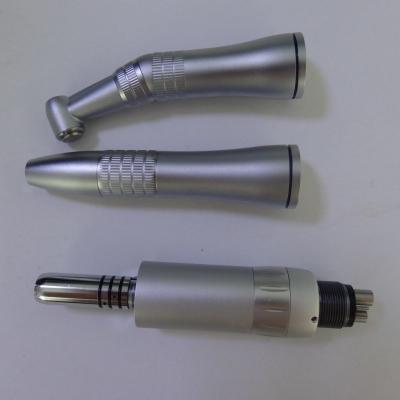 China 4 spruzzo d'acqua chirurgico dentario di Handpiece 110min/Ml dei fori Handpiece diritto for sale