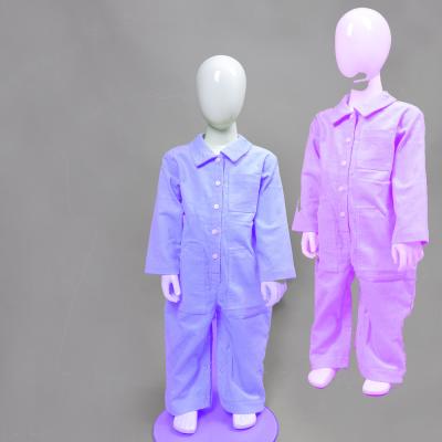 中国 幼児の新生のロンパースのDairlyのドレッシングのための偶然の有機性綿の緑のコーデュロイのジャンプスーツ 販売のため