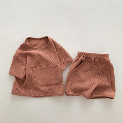 China De Wafelstof van douanepeuters Twee Stukkenborrels Geplaatst Katoenen T-stuk en van het Borrelsborduurwerk T-shirts Geplaatst de Zomerjonge geitjes Loungewear Te koop