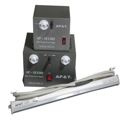 中国 AC7000VのLCDの改修用具機械のための静電気のイオン化の空気棒 販売のため