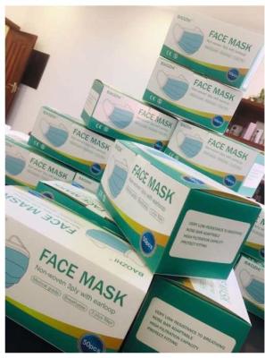Cina 3 strati della maschera medica che fa maschera protettiva a macchina/eliminabile in vendita