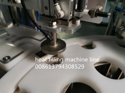 China Fluss-Flaschen-Füllungs-Linie 0.8MPa 1000ml 4 Hauptselbst zu verkaufen