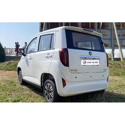 中国 左方向車とリチウムイオン電池を搭載した4輪電気低速通勤車 販売のため