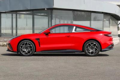 Cina 2024 Neta GT 4 posti auto sportiva elettrica con 620N.m coppia massima e design elegante in vendita
