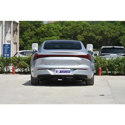 Cina 2024 Neta S versione 1160 km una berlina sportiva ibrida plug-in con ESC e coppia massima in vendita