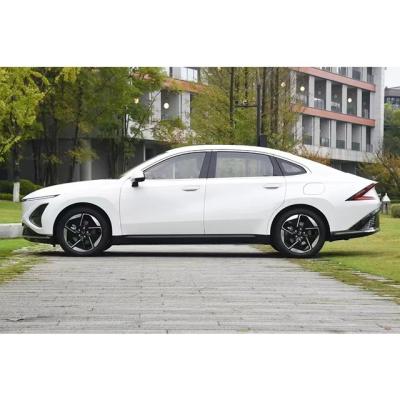 Cina La berlina del 2024 della classe A di Wuling Motors con velocità massima di 145 km/h e lunga resistenza in vendita