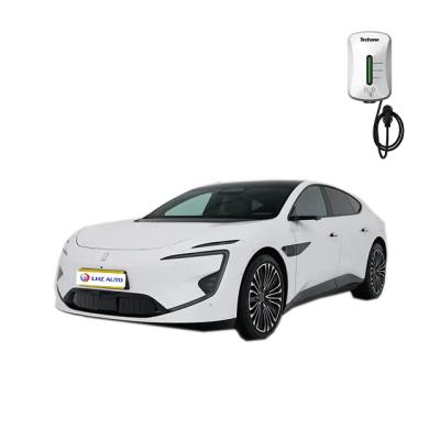 Китай Умный автомобиль на электроэнергию 2024 года с дальностью 650 км и роскошными технологиями продается