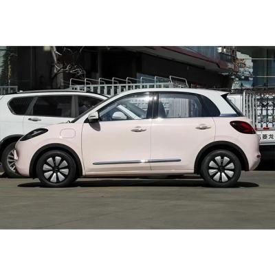 Cina Wuling Motors 2024 Prezzi dei veicoli energetici per SUV a batteria agli ioni di litio a sterzo sinistro in vendita