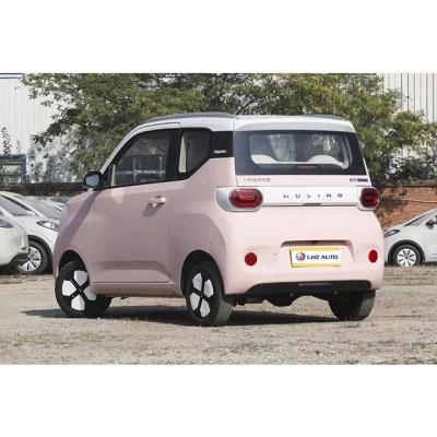 Cina 2024 Wuling Hongguang Mini EV 120km di autonomia 2 porte 4 posti Opzionale velocità massima 100 Km/h in vendita