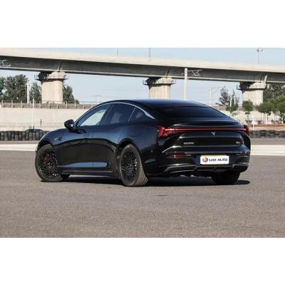 中国 2024年 Neta S プラグインハイブリッド電気自動車 1060km 長距離走行と前方シフト番号4 販売のため