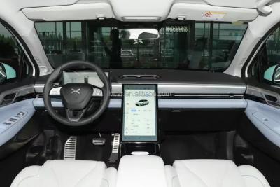 Cina Xpeng P5 P7 2023 Auto elettriche per adulti con sospensione posteriore e freno di parcheggio elettrico in vendita