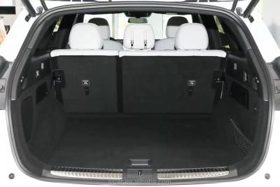 Cina Xpeng G9 2023 SUV elettrico a 3 cilindri con ricarica rapida e sospensione a fascio di torsione in vendita