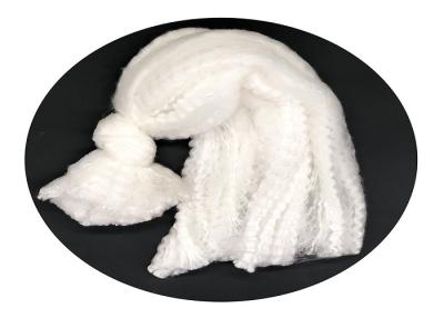 Cina Vernici il poliestere tinto rimorchiano la materia prima 102mm del poliestere del solido di 100% in vendita