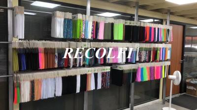 China Amostras múltiplas da tela do roupa de banho de Repreve para a verificação da qualidade do cliente à venda