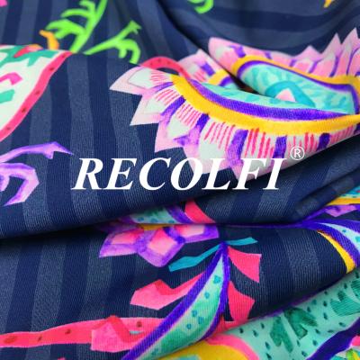 China A tela do Activewear feita da cópia plástica de Digitas do Inkjet colore a aparência da forma à venda