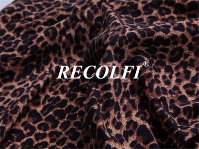 China Leopard, der Repreve-Gewebe-Ausdehnung Activewear hergestellt von aufbereiteter Plastiktrainings-Übung druckt zu verkaufen
