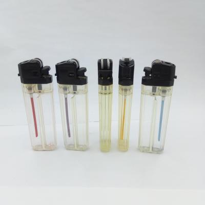 Cina Dongyi Classic Flint Gas Lighter Dy-F8 per richiesta personalizzata e campione richiesto in vendita