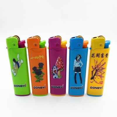 Cina Accendino perfetto per gli appassionati di fumo in plastica in vendita