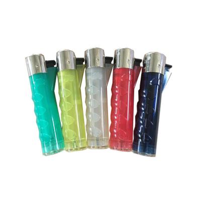 Cina Accendino di pietra di plastica Vendita diretta Accendino di sigarette ricaricabile 7,47*2,24*1,7 cm in vendita