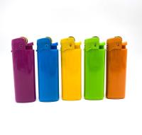 China Disposable Refillable Flint Gas Pocket Lighter 82mm Customizable OEM for sale