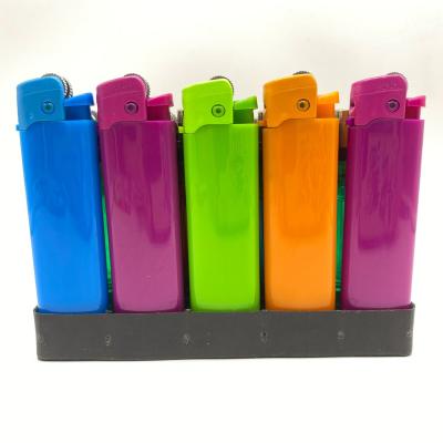Cina Accendino di pietra ricaricabile monouso di plastica Accendino a gas per sigarette N.W/G.W 17/18 kg in vendita