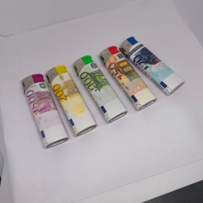 Cina Richiesta personalizzata ISO9994 Mercato europeo accendino in plastica con fumo elettronico fresco in vendita