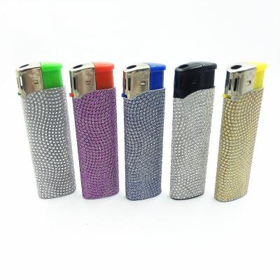Cina Accendino portatile di plastica colorata usa e getta per dispositivi elettronici in vendita