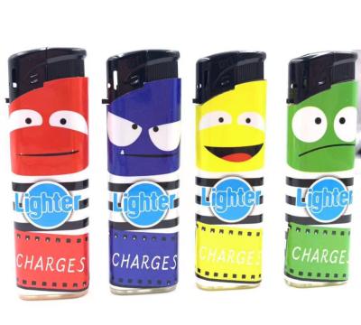 Cina Accendino a gas standard UE monouso o ricaricabile per sigari elettronici a cinque colori in vendita
