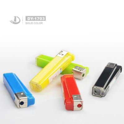 Cina 8.1*2.24*8.1CM Personalizzabile Dy-1703 Cinque colori Unico accenditore di plastica in vendita