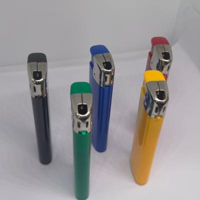 Cina Dy-055 Elegante accendino elettronico a gas di plastica ricaricabile con personalizzazione ISO9994 in vendita