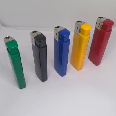 Cina Dy-055 Elegante accendino elettronico a gas di plastica ricaricabile con personalizzazione ISO9994 in vendita