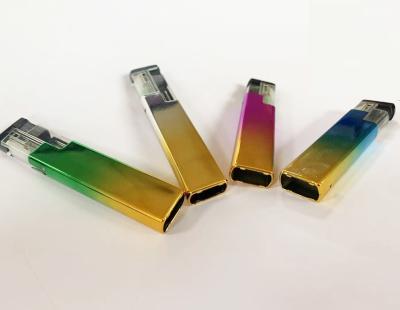 Cina Accendino elettrico a gas di plastica a prova di vento ricaricabile con ricaricabile in ferro colorato in vendita