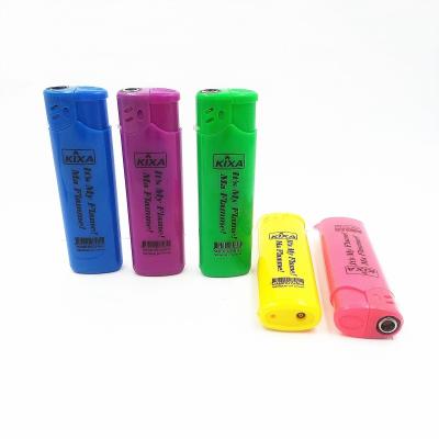 Cina Hunan Dongyi's Classic Gas Lighter Torch Dy-F005 per applicazioni a prova di vento in vendita