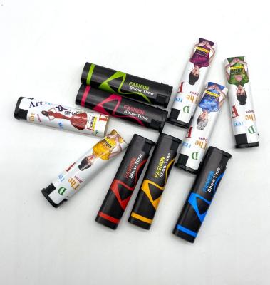Cina Modello N.O. DY-F028 Accendino a gas a vento rigido ricaricabile con colori OEM accettabili e vendita in vendita