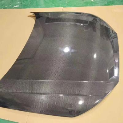 Cina Copertura in fibra di carbonio a buco modificato adatta per Audi A4B9 A4L RS4S4 Hood 3K Twill Weave in vendita