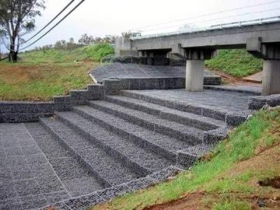 China 2.7mm Galvanizado Gabion Cesto de Pedra Caixa de tamanho personalizado for sale