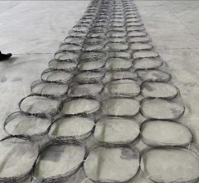 China Low-visibility Wire Net Anti Tank Wire Mesh Barrier For Ukraine for sale