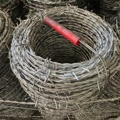 China Utilización de las paredes de la prisión de alambre de púas de hierro de PVC recubrido de una sola hebra antiascensión en venta