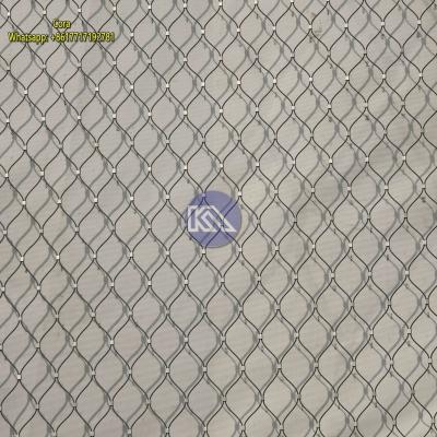 Chine Ukraine militaire utilisant la protection contre la rouille anti-drone filetage de sécurité clôtures câble filet de câble à vendre