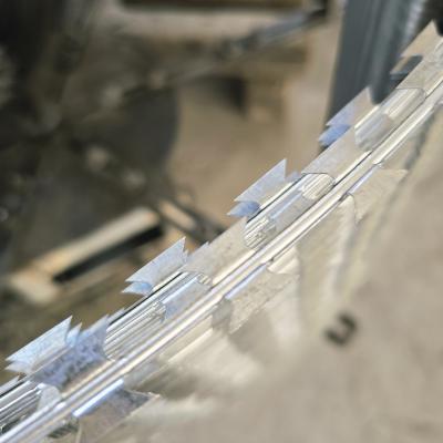 China Premium Bto Razor Barbed Wire for Secure Perimeter Protection for sale