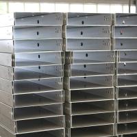 China Rectangular 50mm Molded Raceway Cable Tray Cable Trunking Raceway for sale