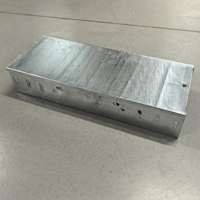China Floor Mounted Galv Cable Tray Light Duty Cable Tray Galvanised for sale