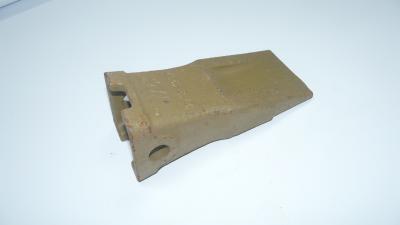 China Standard Bucket Tooth Replacement 2713-1217 Loader Bucket Teeth For Doosan Daewoo for sale