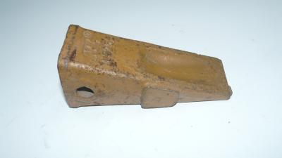 China 1U3252 Construction Machinery Excavator Spare Part Alloy Steel Casting Steel Bucket Tooth for sale