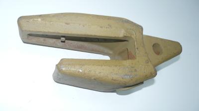 China Wear Resistant Excavator Bucket Teeth Adapter Durable Bucket Tooth Adapter 208-939-3120 for sale