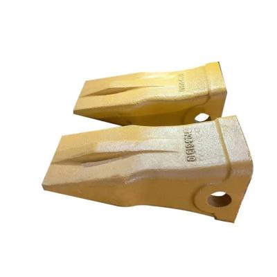 China 61Q6-31310 Bucket Teeth Adapter Angled Top Adapter for 18-22 Ton Excavators for sale