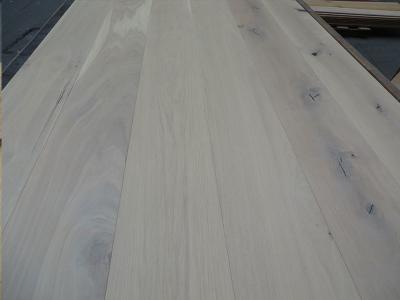 China oak engineered wood flooring with invisible lacquer for sale