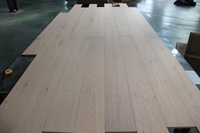 Chine 7 1/2" single plank Oak Engineered Wood Flooring, Invisible lacquered, Color Paris à vendre