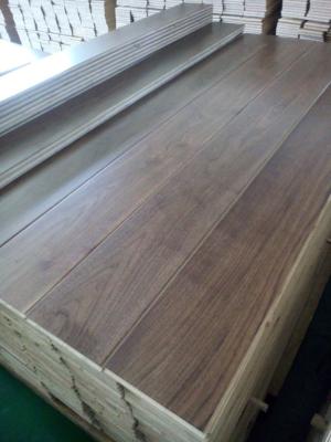 China Wide Plank American Walnut Engineered Wood Flooring with premium  AB grade for sale